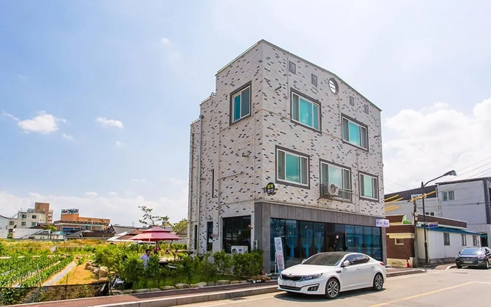 Damyang Dambit Pension - 光州