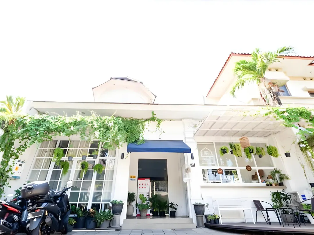 Rumah Teuku Umar Mitra Reddoorz - Surabaya