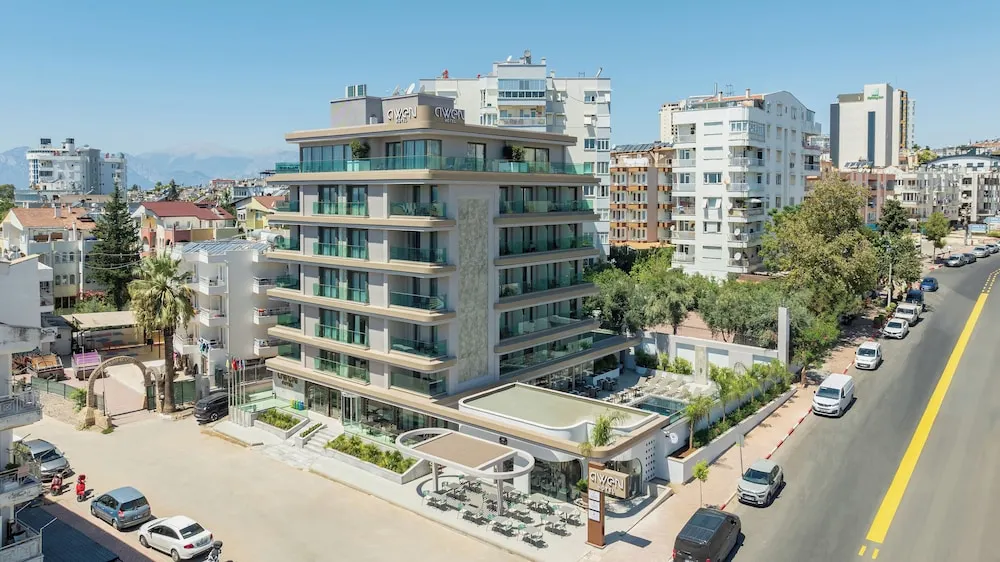 Awen Lara Hotel - Lara Beach