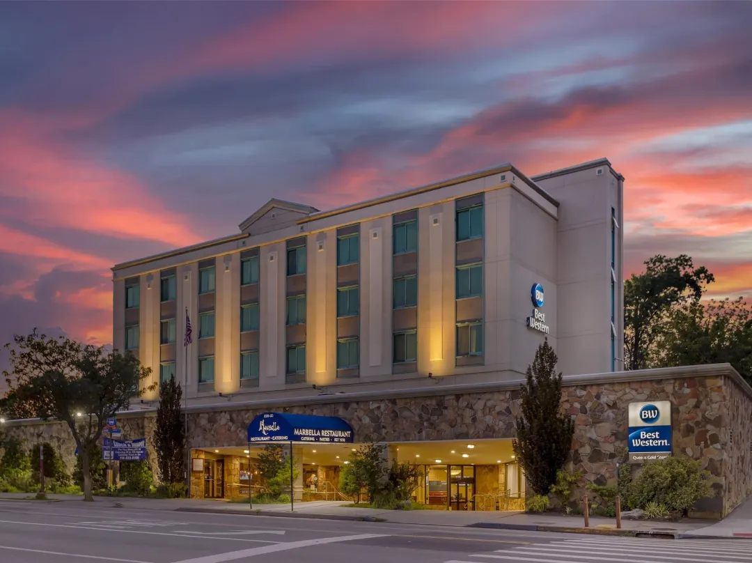 Ramada Bayside/queens - Garden City, NY
