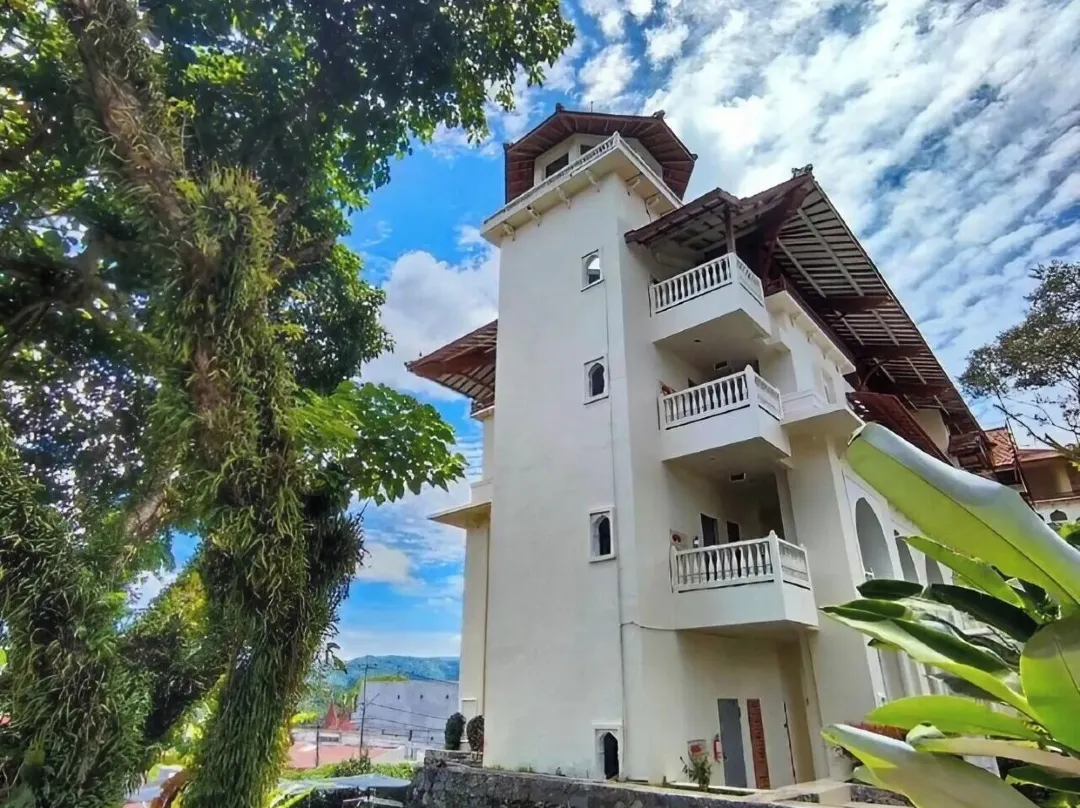 Monopoli Hotel Bukittinggi - Bukittinggi