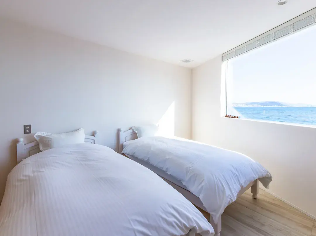 Urban & Beach - Awaji