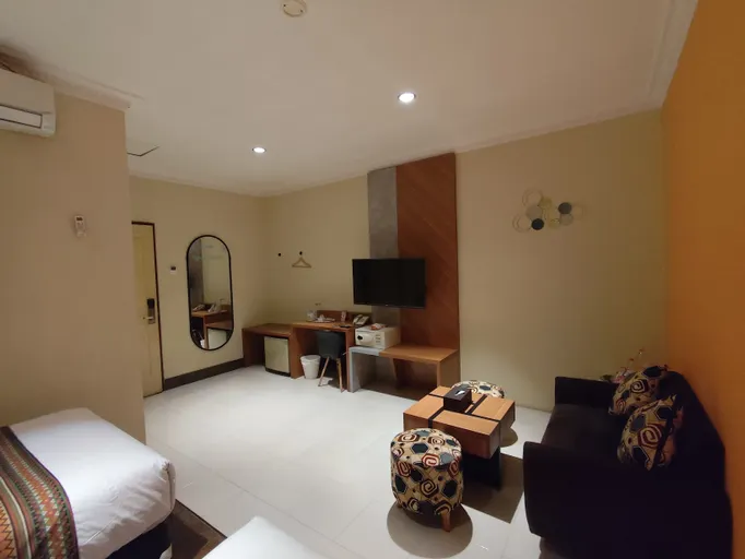 Patria Palace Hotel - Karangsari