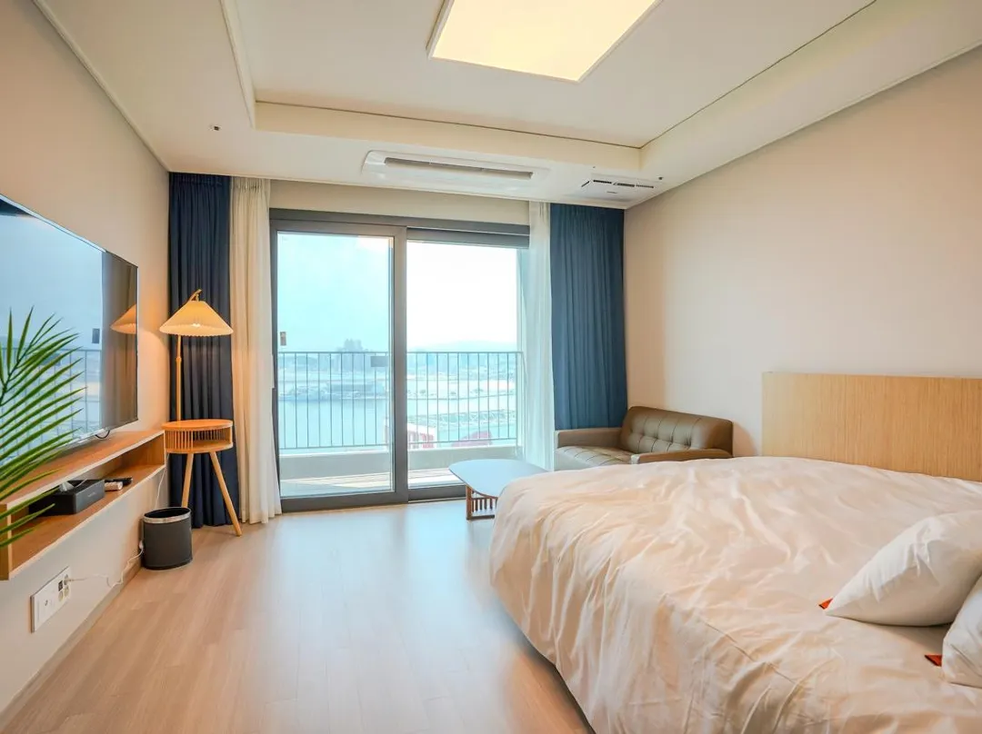 More Than Sokcho - Sokcho