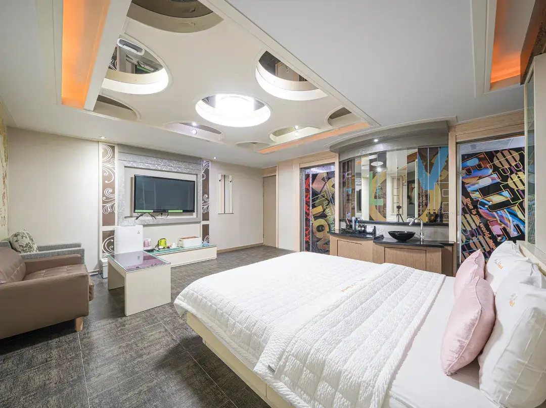 Pohang Ocheon Party Rock Motel - Gyeongju-si