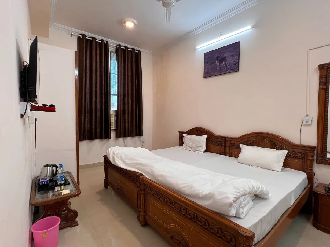 The Patel Stadium Hotel 1 Km From Bus Stand And 2 Km From Railway Station - Ajmer
