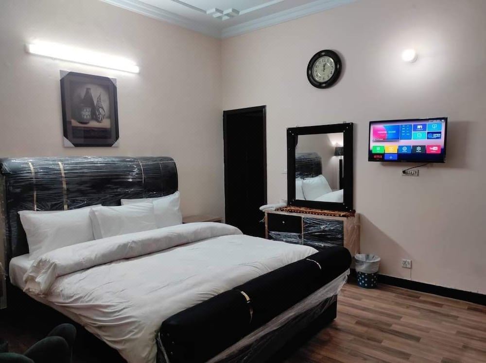 Daily Hostel & Hotel - Islamabad