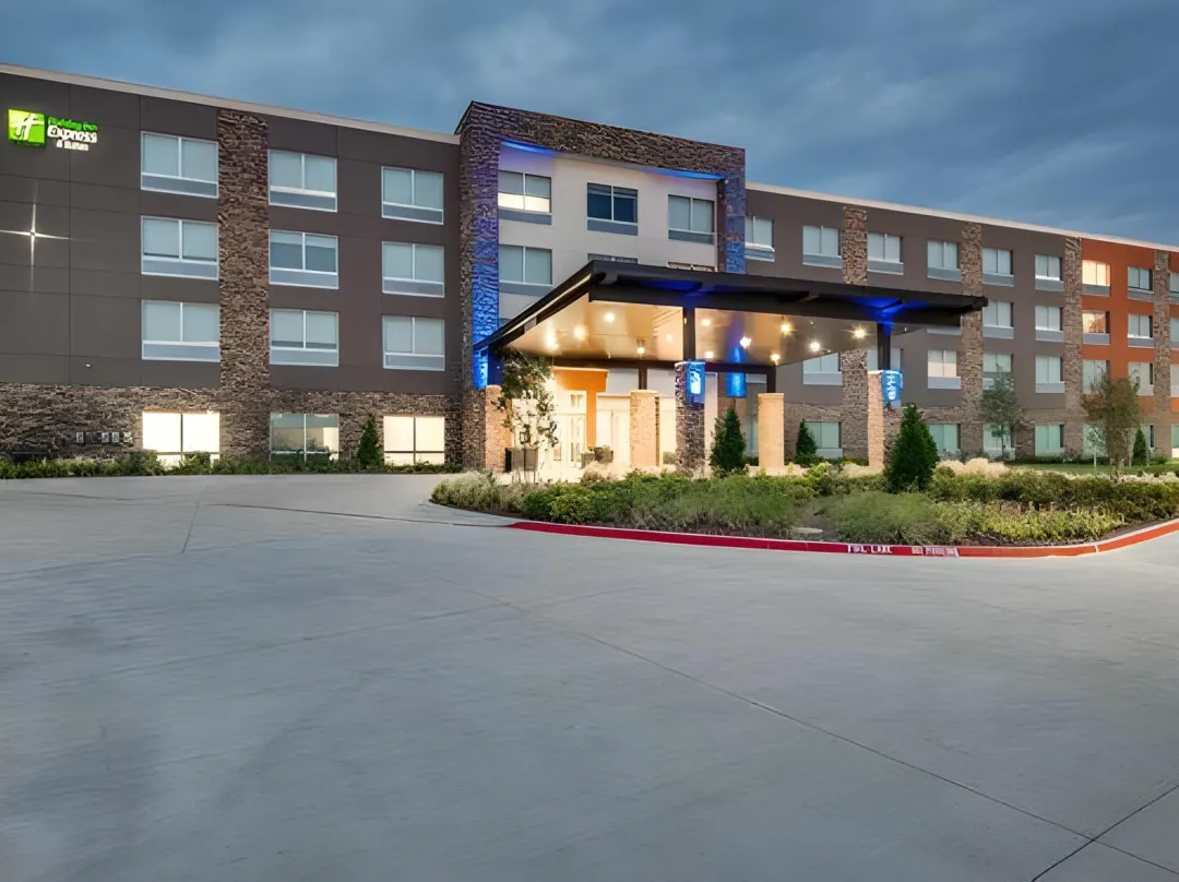 Holiday Inn Express & Suites Dallas North - Addison By Ihg - Carrollton, TX