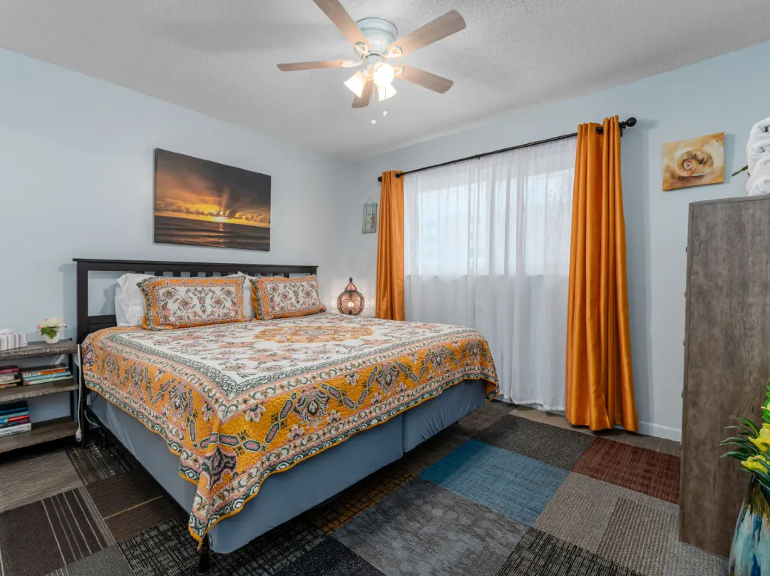 Tropic Breeze Unit 12 Madeira Beach Second Floor - Madeira Beach, FL