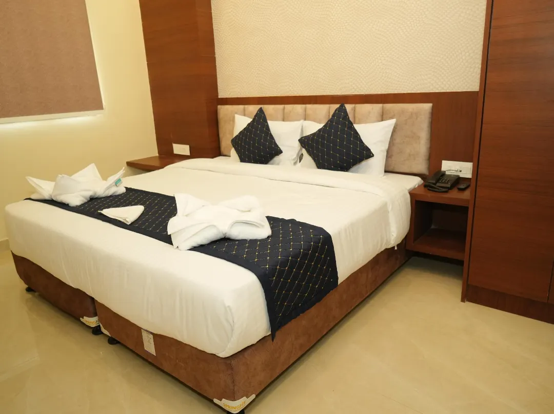 Hotel Shri Kedar Inn - Varanasi