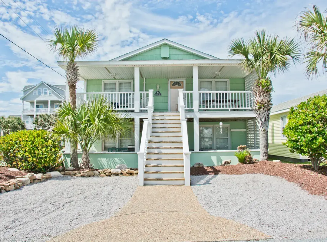Ocean View And Outdoor Shower - Charming Beach Haven - Atlantic Beach, NC