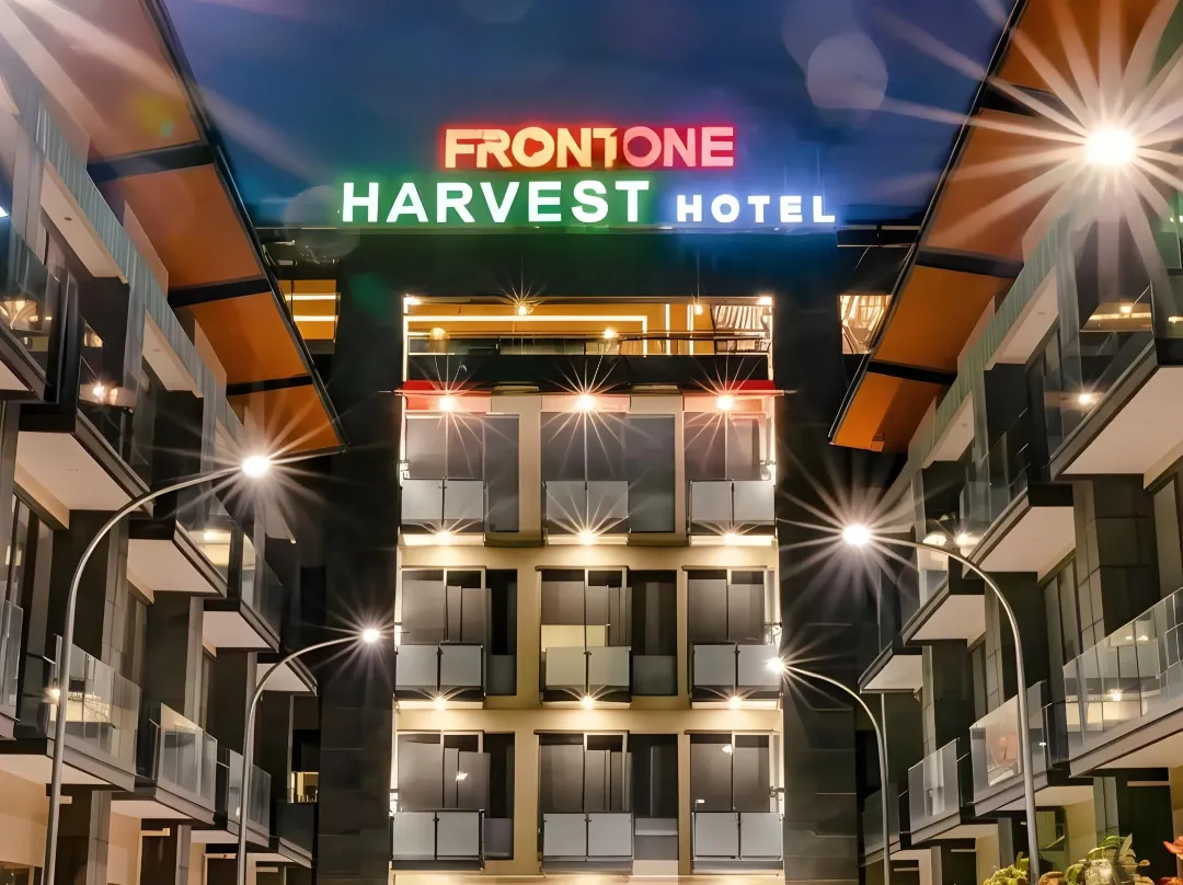 Front One Harvest Hotel Wonosobo - Wonosobo