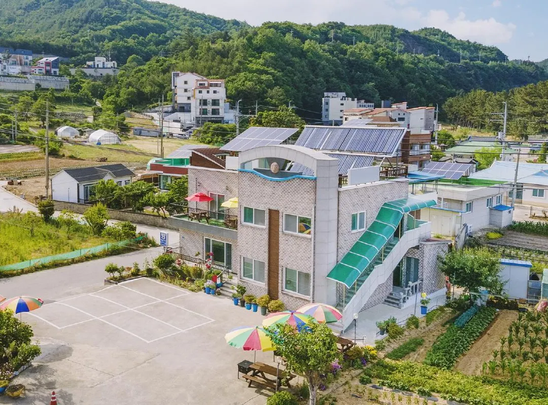 Samcheok Badayeohaengpension - 울진군