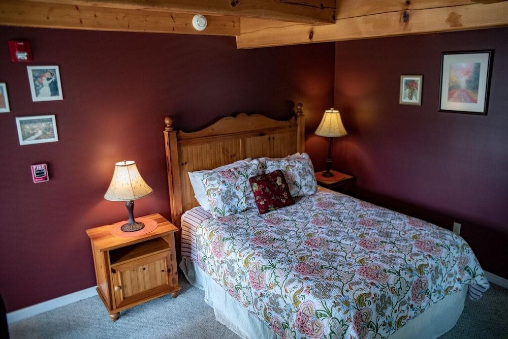 Elk River Hotel & Cafe - West Virginia