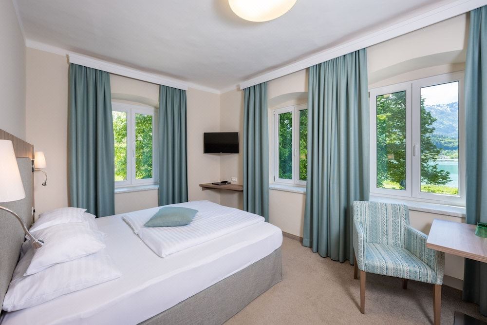 Inselhotel Faakersee - Villach