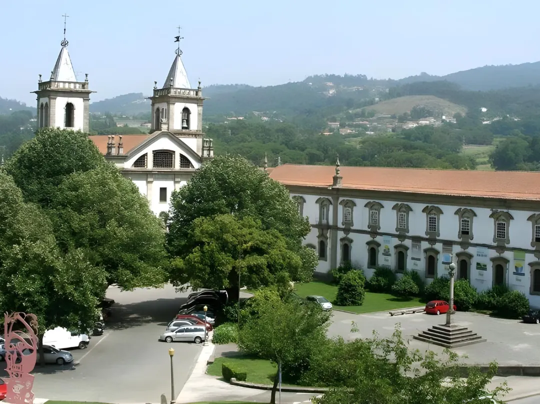 Santo Thyrso Hotel - Santo Tirso