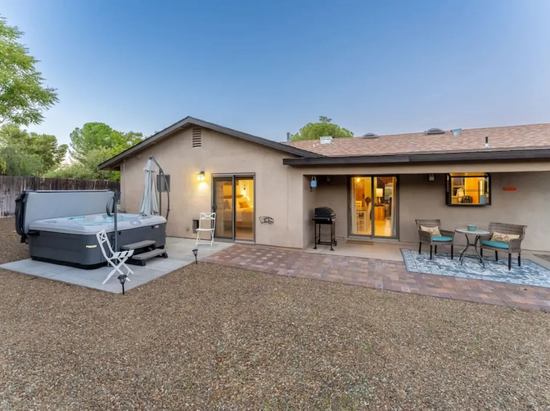 Serene Oasis Retreat - Hot Tub, Grill, Games, Relaxation - Cottonwood, AZ