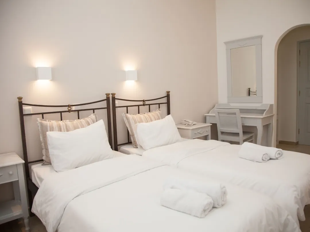 Pelican Hotel - Santorini