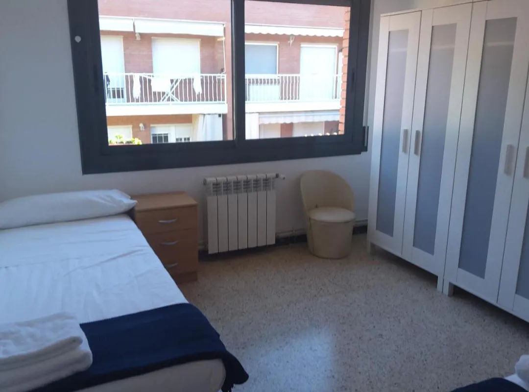Holidays Domus Iano Esparreguera - Montserrat, Valencia