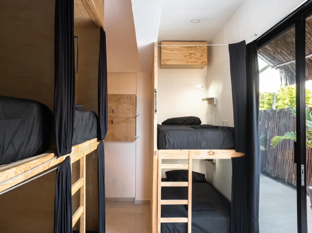 Maui Hostel - Adults Only - Cozumel