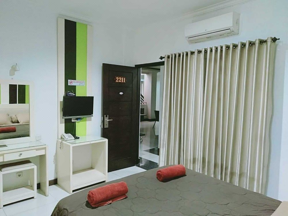 Rizh Hotel - Bandung