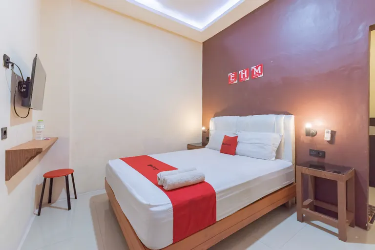 Reddoorz Near Kejaksan Station Cirebon 3 - Cirebon