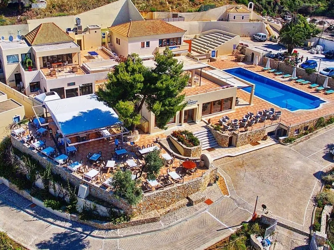 Alonissos Beach Bungalows And Suites Hotel - Alonnisos