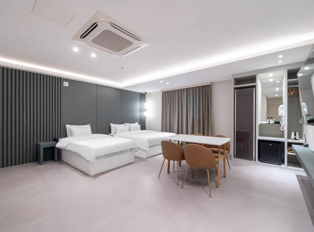 Cheongju Hotel Urbanty - Cheongju