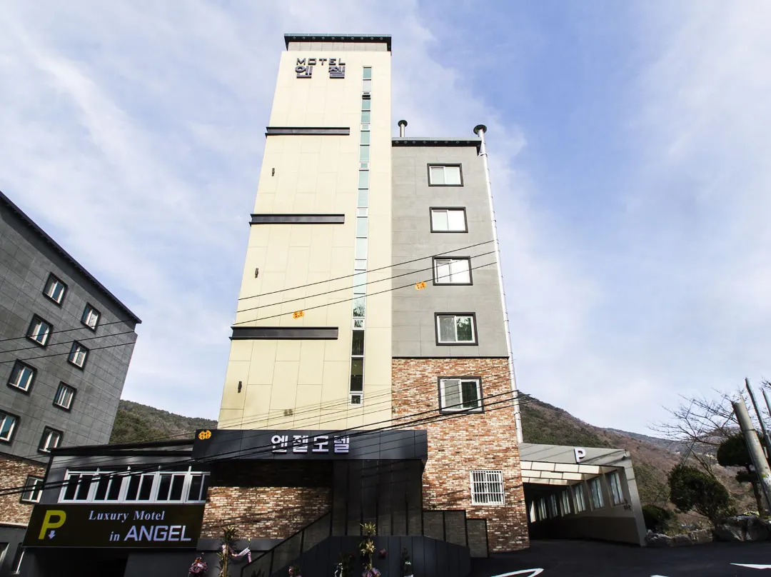 Busan Hakjang Angel - Busan