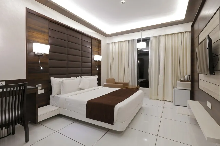 Hotel Silver Heights - Ahmedabad