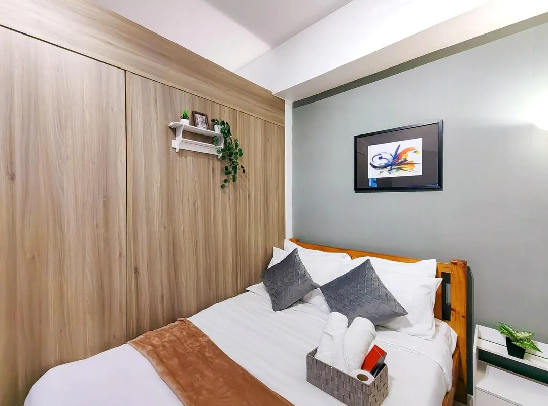 1br Unit Condotel W Balcony Fame Residences -Fm11 - Pasig