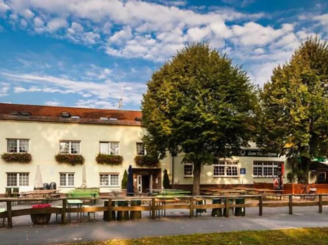 Hotel & Gasthaus Zum Eichenkranz - Jüterbog