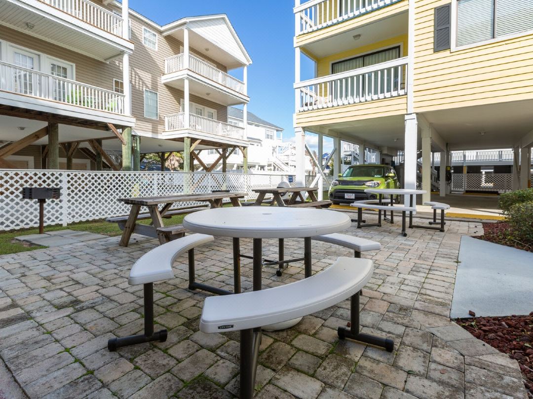 Sandy Shores Iii By Capital Vacations - Murrells Inlet, SC