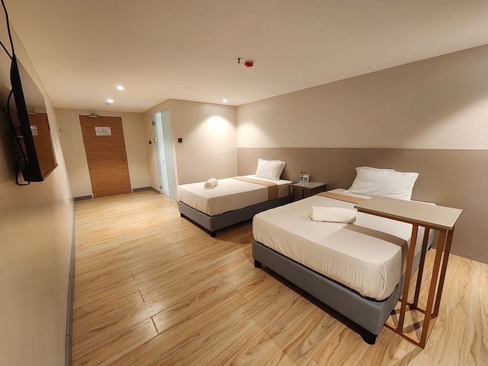 Travelite Express Hotel La Union - 산페르난도