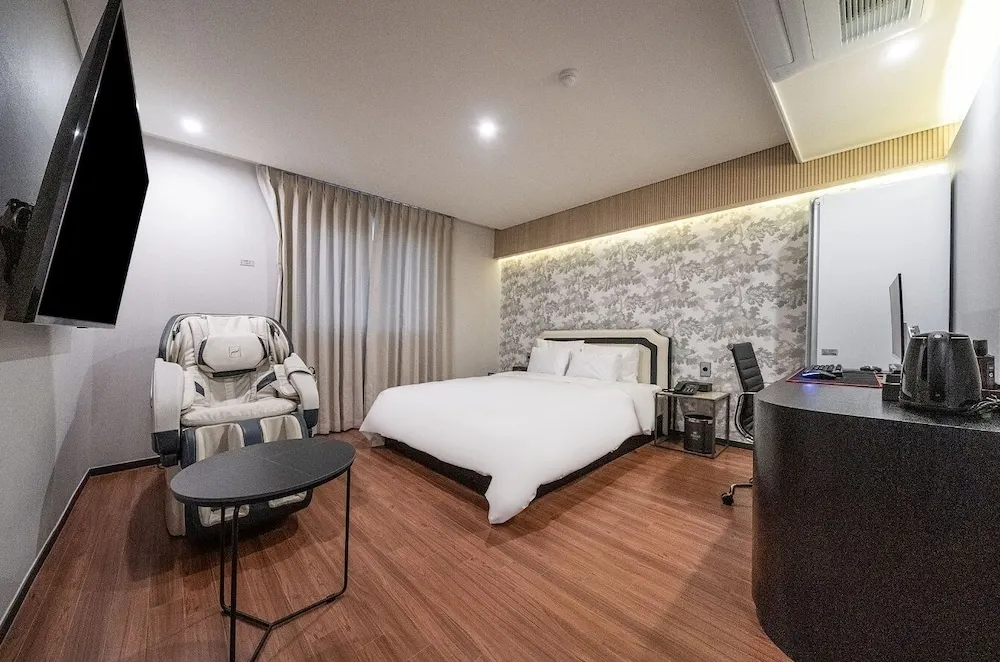 Hound Hotel Songtan - Pyeongtaek-si