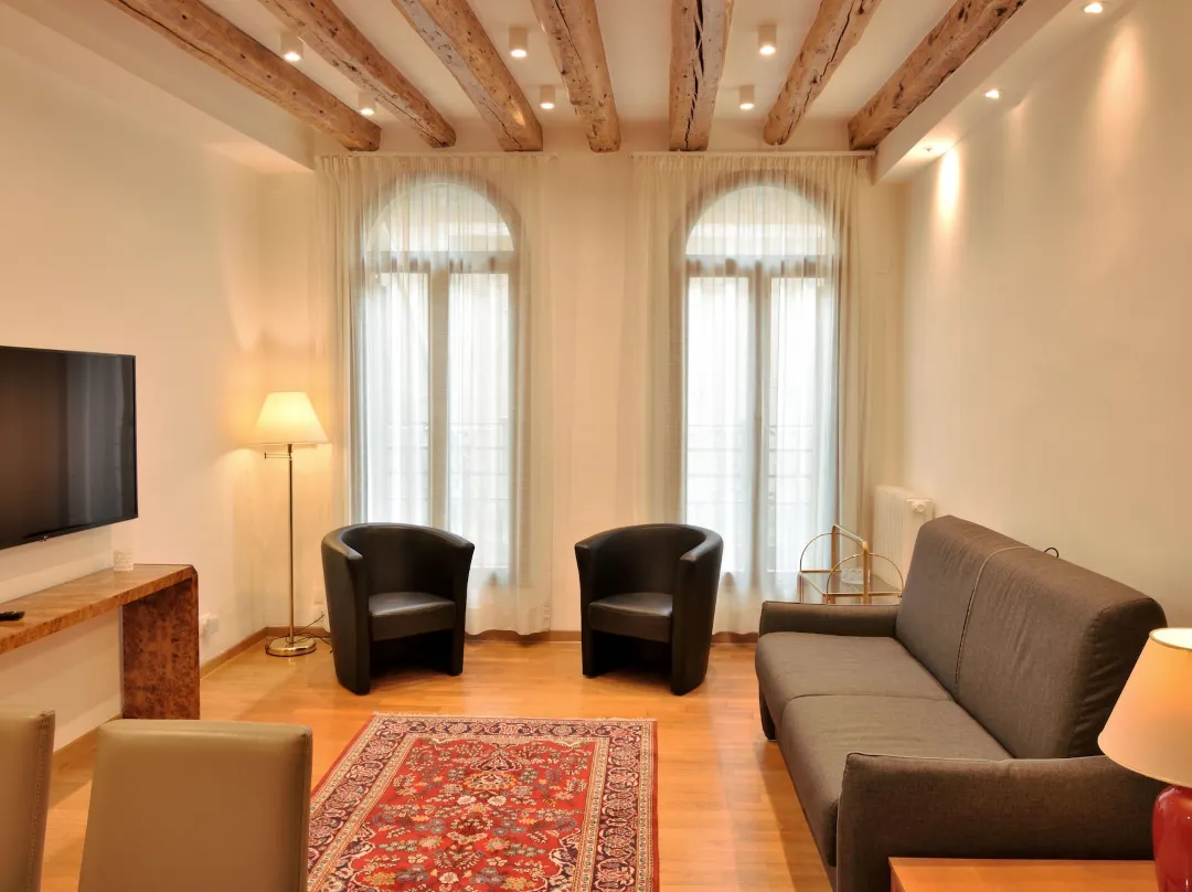 Da Bruno Homes - Venecia