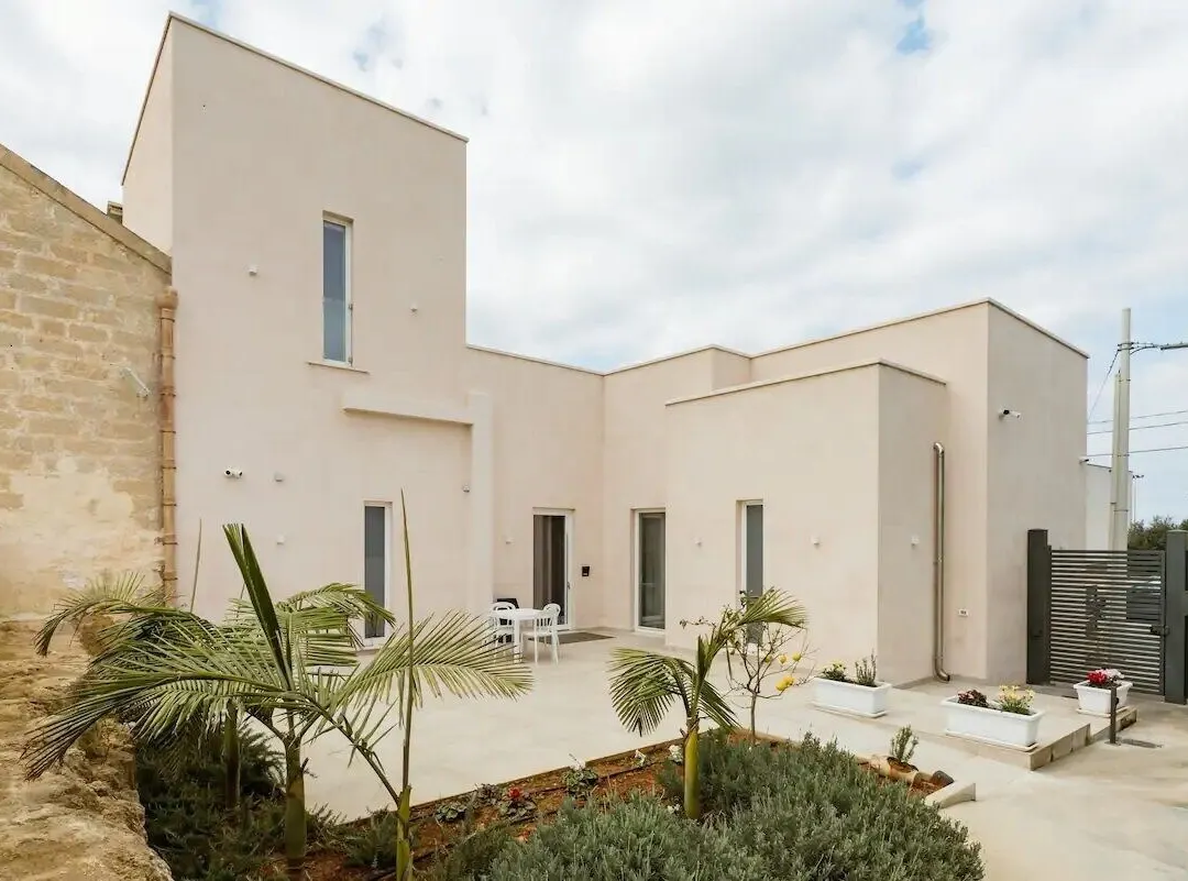 Shoruq - Island of Favignana