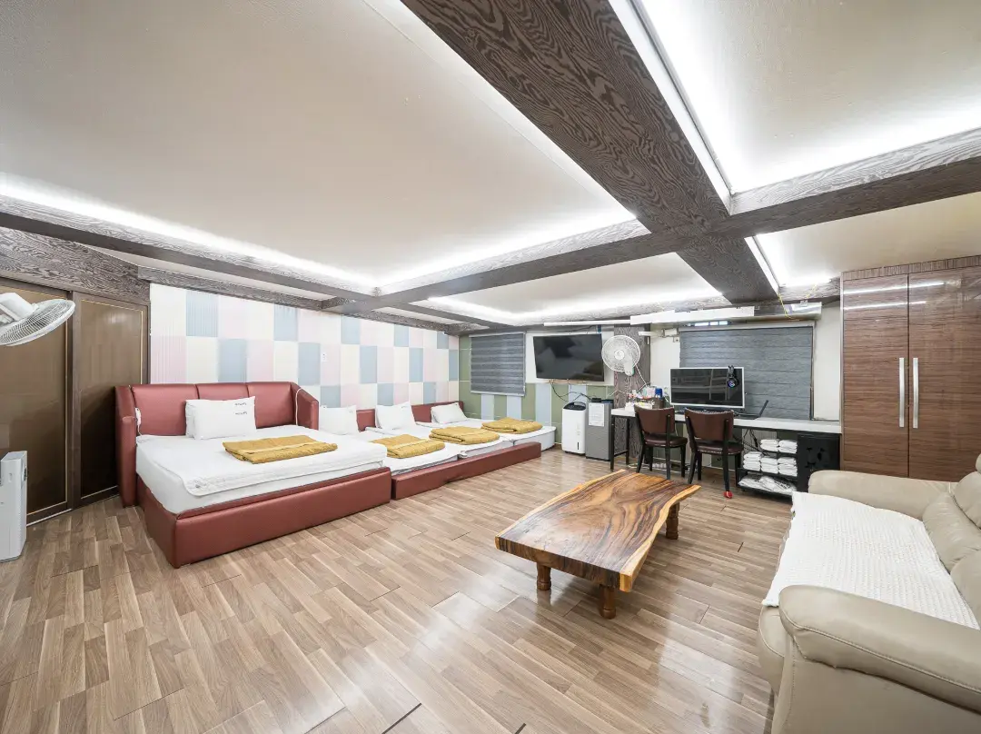Gyeongju Hotel Stars - Gyeongju-si