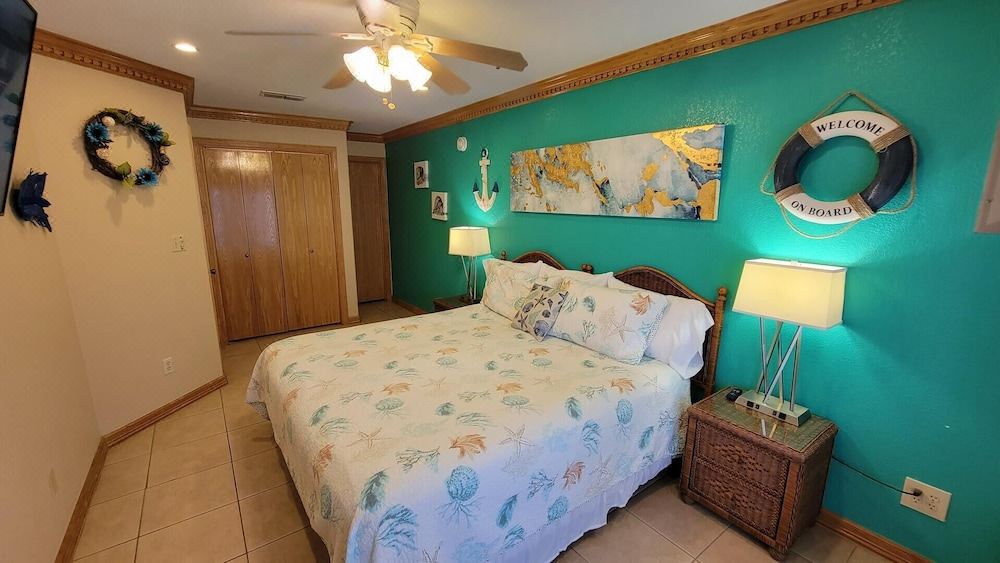 Campeche Triplex Unit C - South Padre Island, TX