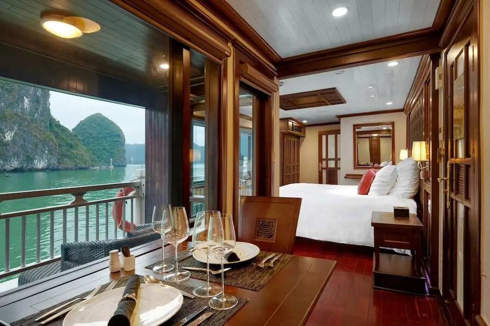 Paradise Peak Cruise - Tuần Châu