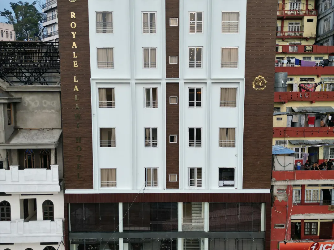 Royale Lalawi Hotel - Aizawl