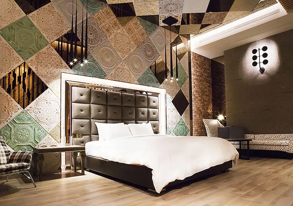 Royal Group Motel Feng Shan Branch - 大寮區