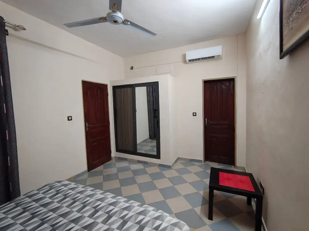 Chambre Exécutive Avec Lit King-size à Akpakpa Cotonou Bénin - Cotonou