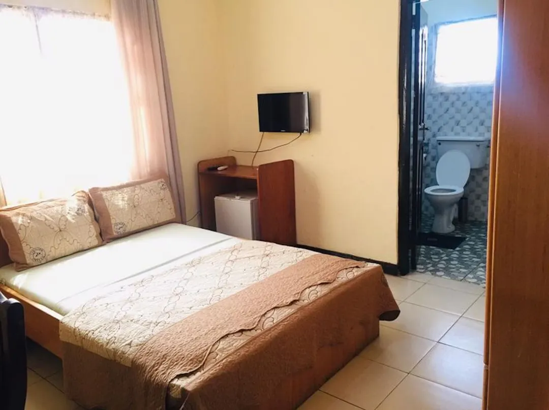 Room-single Room - Ground Floor - Accra