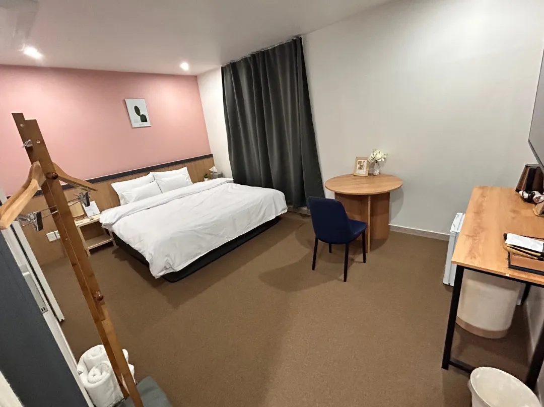 Geoje Brown Dot Hotel Gohyeon Branch - 장평동