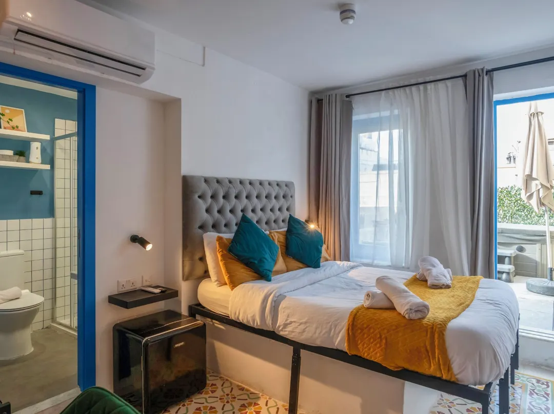 Mandera's Boutique Suites & Dorms - La Valette