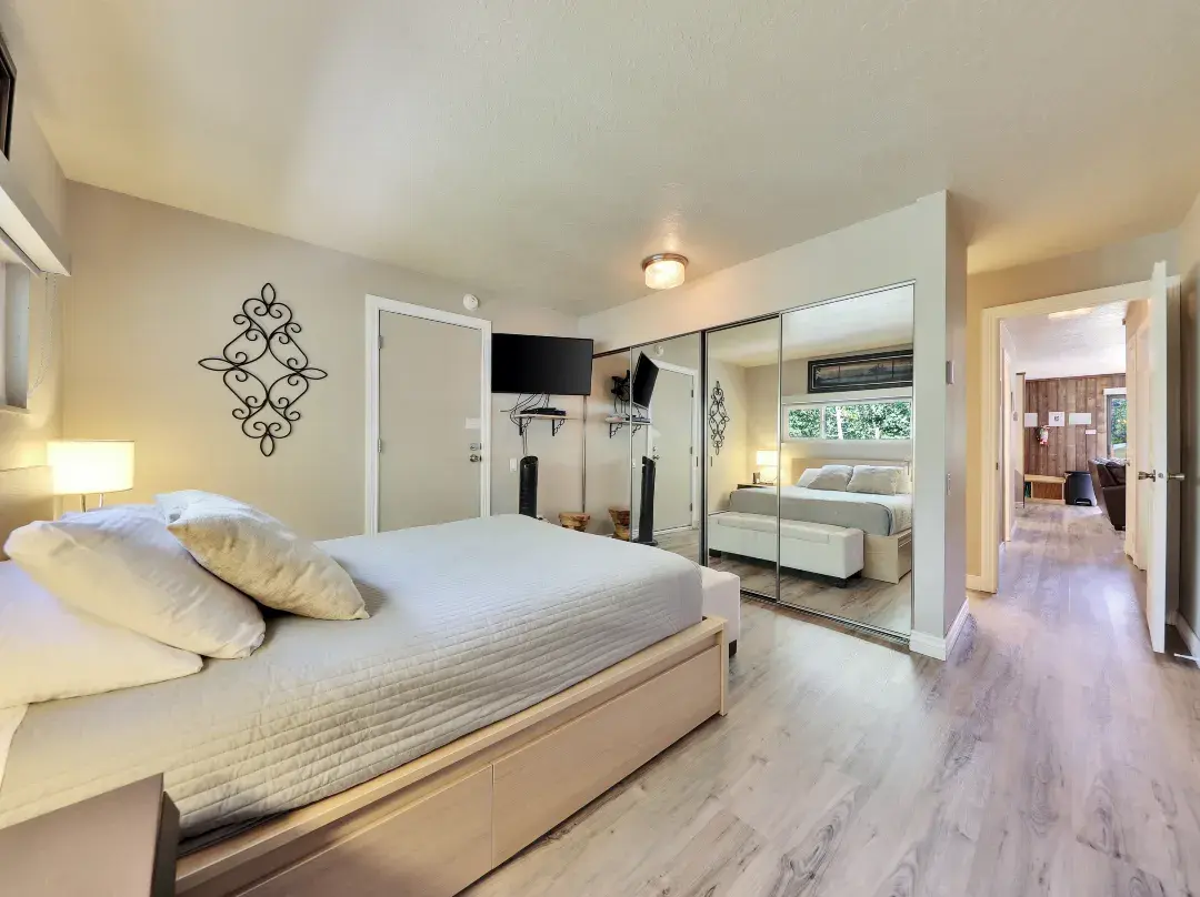 Ski Access And Mountain Biking Trails - Charming Cozy Retreat - Brian Head, UT