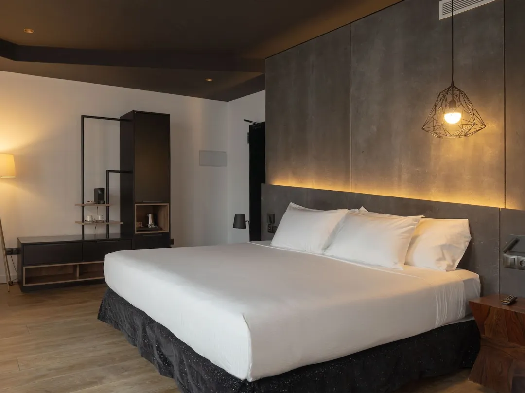 Hotel Tayko Bilbao - Bilbao