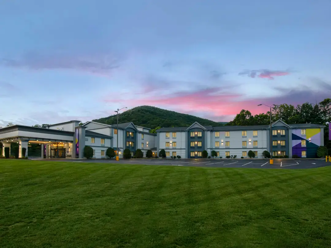 Spark By Hilton Asheville Blue Ridge Parkway - Asheville, NC