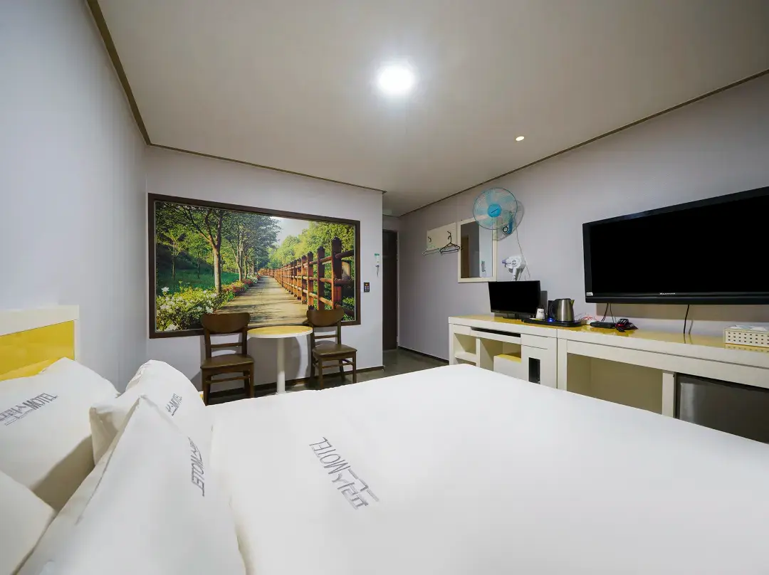 Jeonju Junghwasan-dong Prince - Jeonju-si